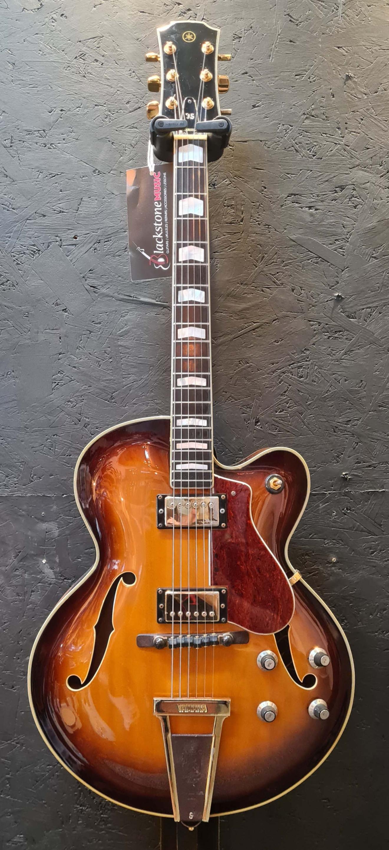 Yamaha AE-18 Archtop 1978 (Collection from Store Only) – Blackstone Music